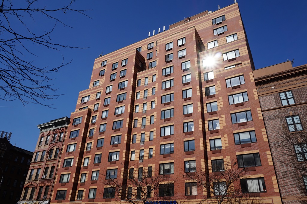 The Chelsea Arms | 303 West 21st Street, Manhattan | Corcoran