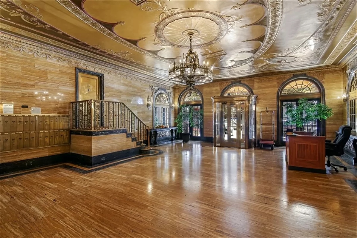 THE COPLEY | 41 Eastern Parkway, Brooklyn | Corcoran