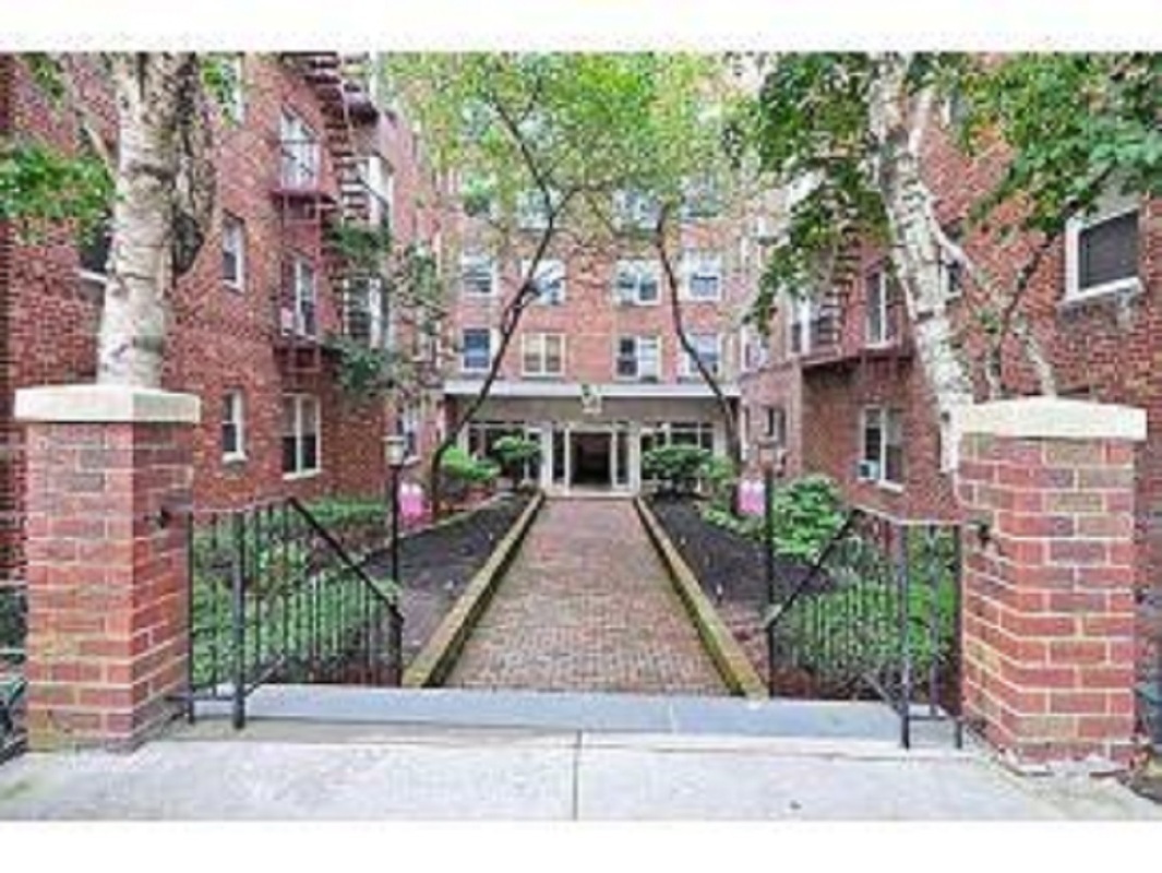 Bayview | 9707 4th Avenue, Brooklyn | Corcoran