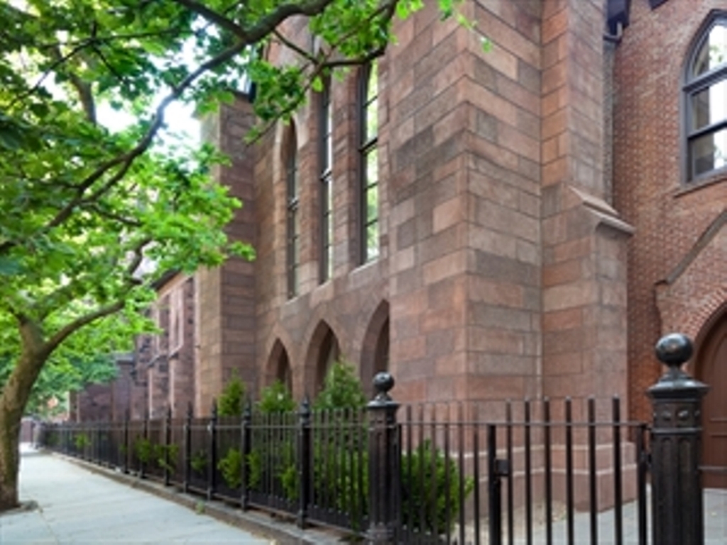 The Landmark | 58 Strong Place, Brooklyn | Corcoran