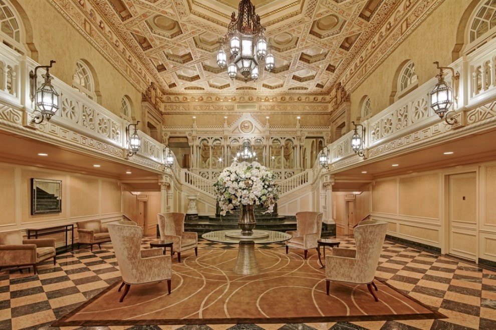 Level Club | 253 West 73rd Street, Manhattan | Corcoran