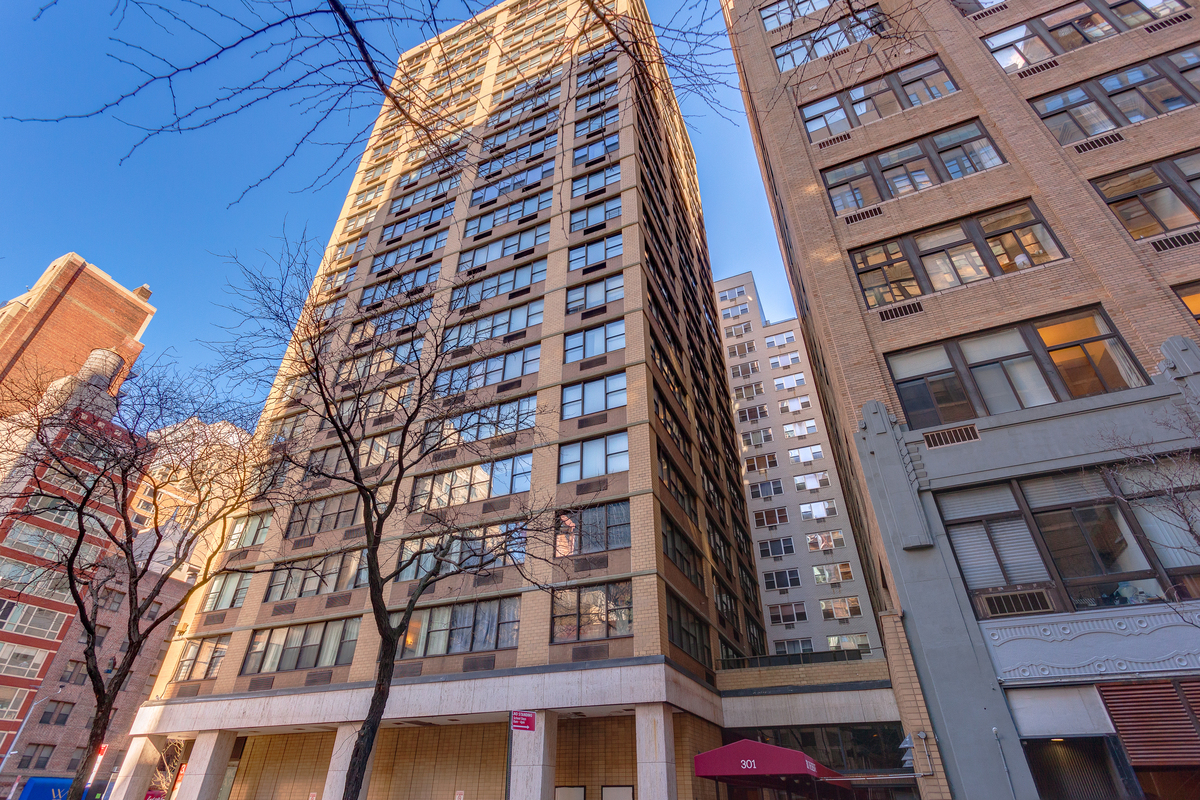 The Delegate | 301 East 45th Street, Manhattan | Corcoran