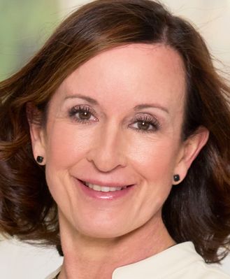 Laura Hess | Licensed RE Salesperson | Corcoran