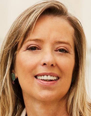 Lorette Zoitos | Licensed Associate RE Broker | Corcoran