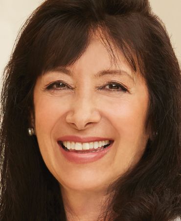 Vanna Petry | Licensed Associate RE Broker | Corcoran