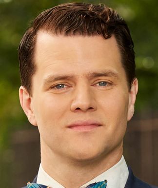 Justin Tierney | Licensed RE Salesperson | Corcoran