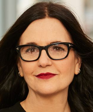 Rhonda Vitoulis | Licensed RE Salesperson | Corcoran