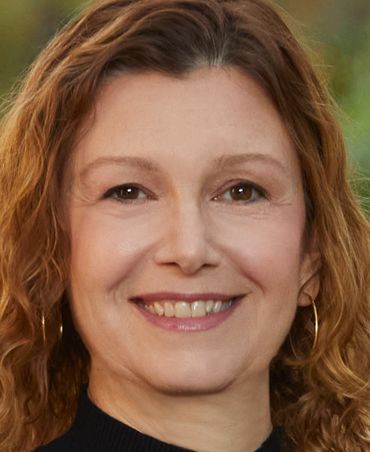 Renata Thomas | Licensed Associate RE Broker | Corcoran