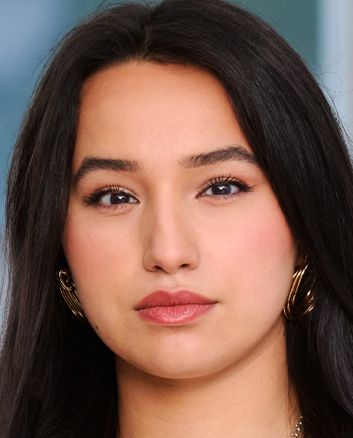 Elsa Diaz | Licensed RE Salesperson | Corcoran