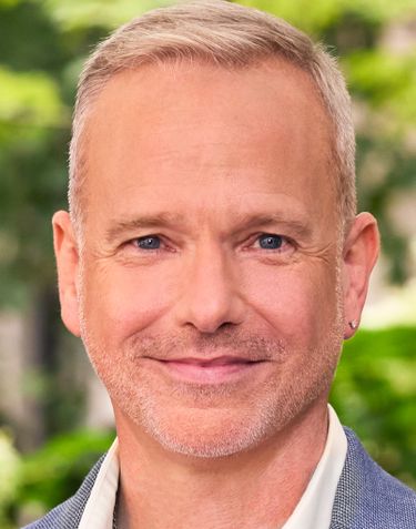 Scott Walker | Licensed RE Salesperson | Corcoran