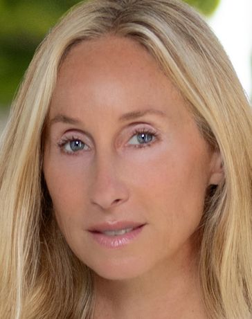 Alexandra Bergman | Sales Associate | Corcoran