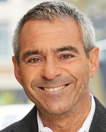 Danny Davis | Real Estate Agent | Corcoran