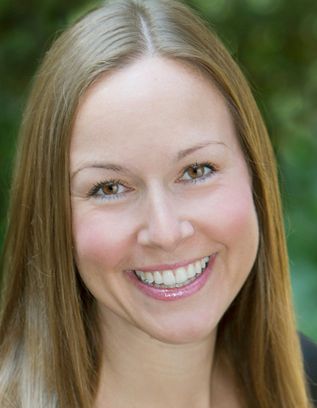 Elizabeth McNabb | Broker | Corcoran