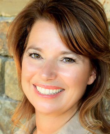 Laura Hall | Sales Associate, REALTOR® | Corcoran