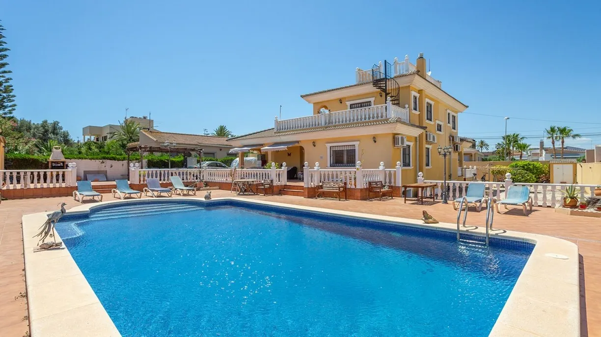 Torrevieja, Torrevieja Property for sale