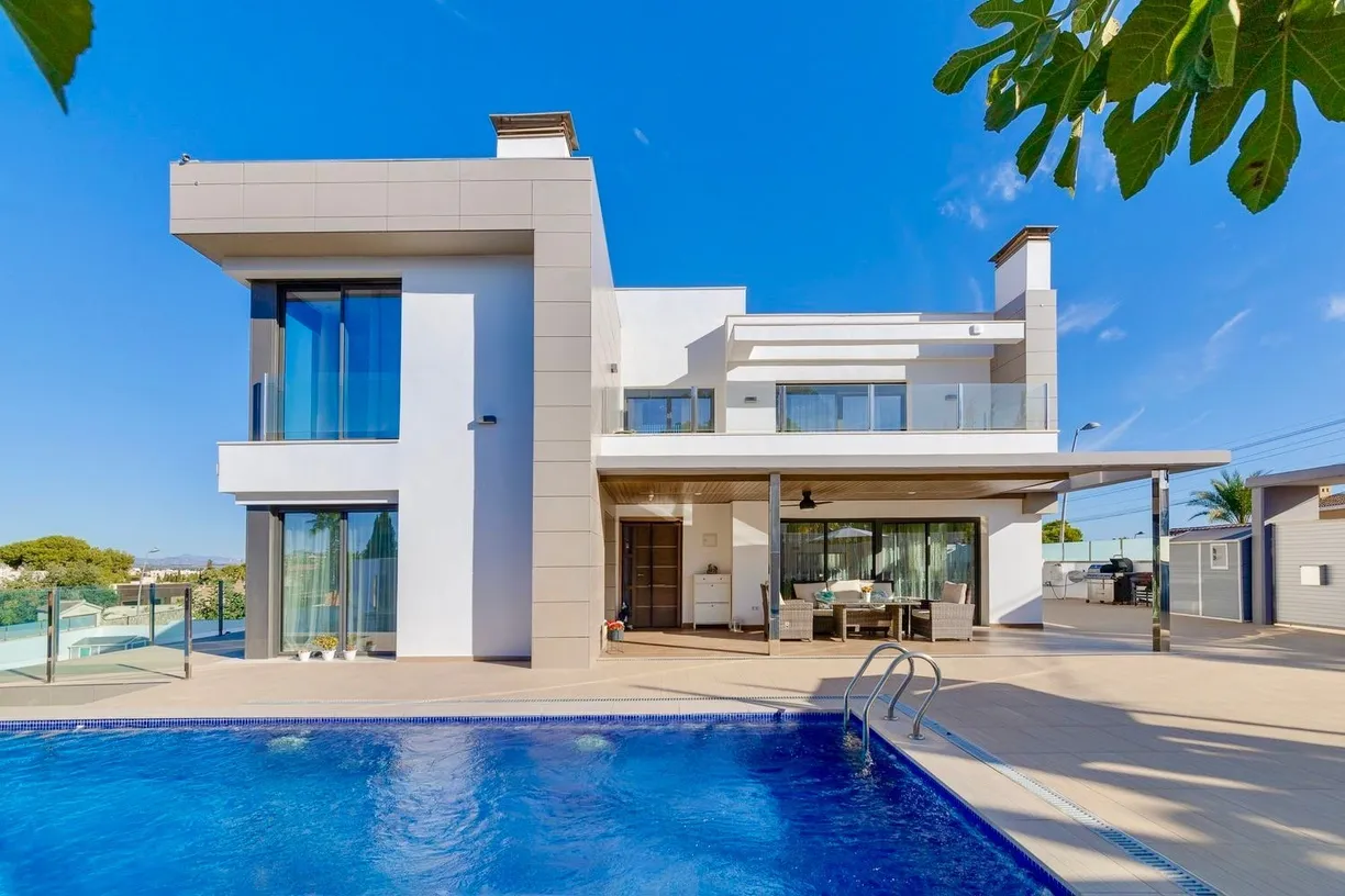 Torrevieja, Torrevieja Property for sale