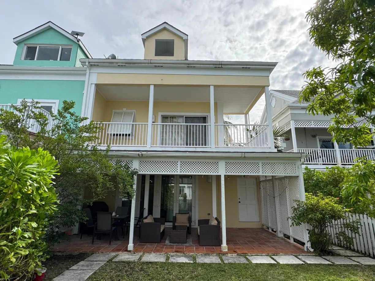 119 SANDYPORT DRIVE, West Bay Street Property for rent