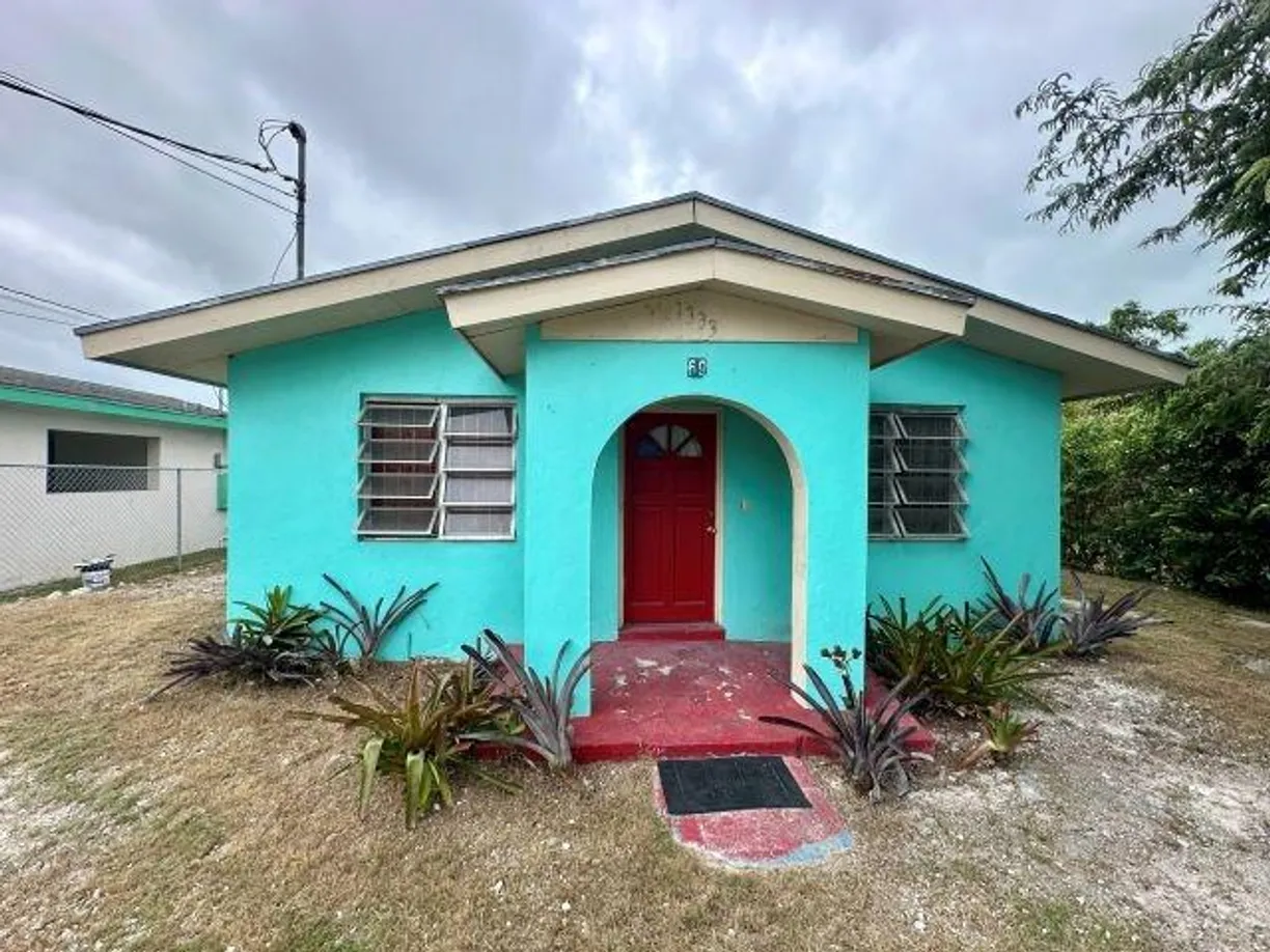 PINEWOOD SUBDIVISION #1333, Pinewood Gardens Property for sale