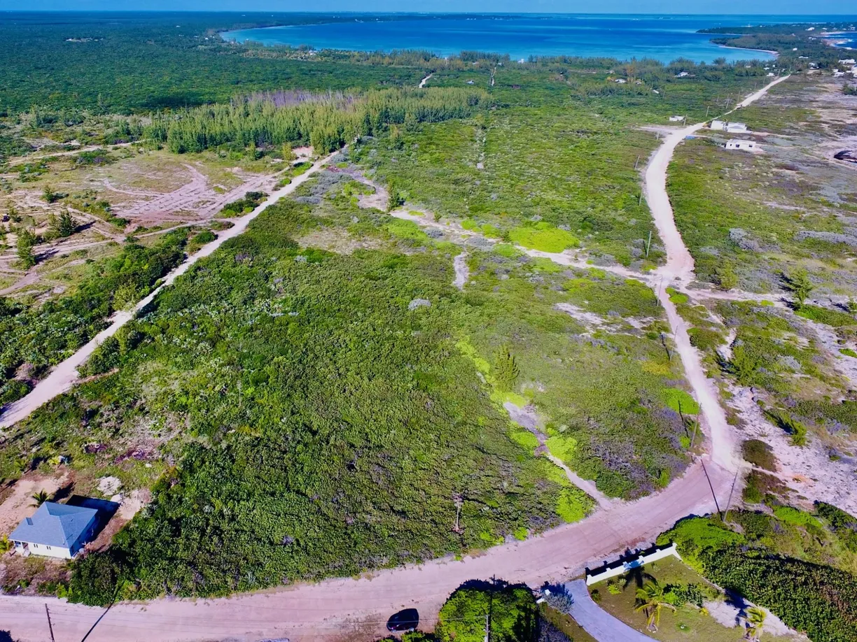 WHALE POINT ESTATES #8, Whale Point Property for sale
