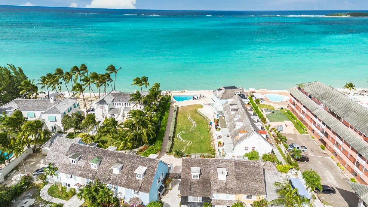 HARBOUR MEWS #38, Cable Beach Property for sale