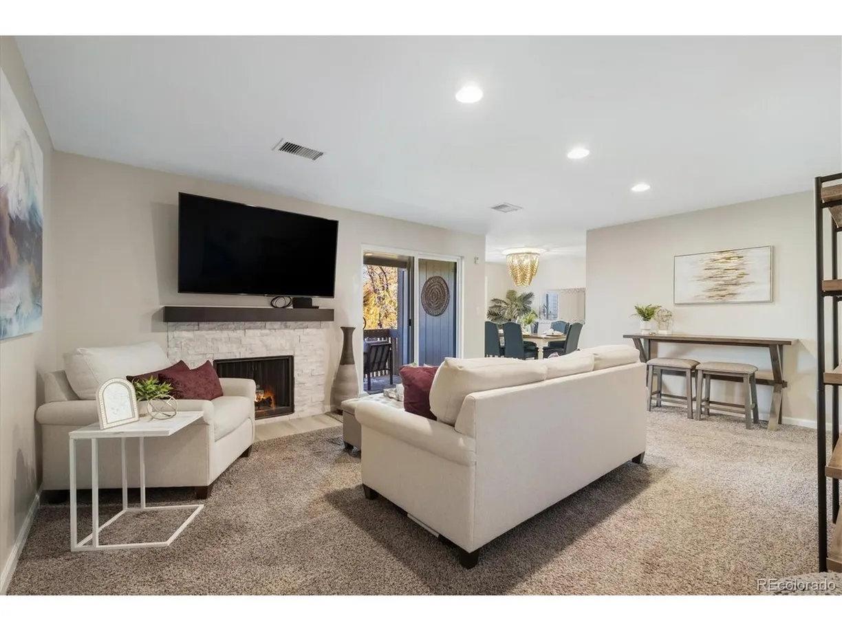 7275 S Xenia #F, Centennial, CO 80112 Property for sale