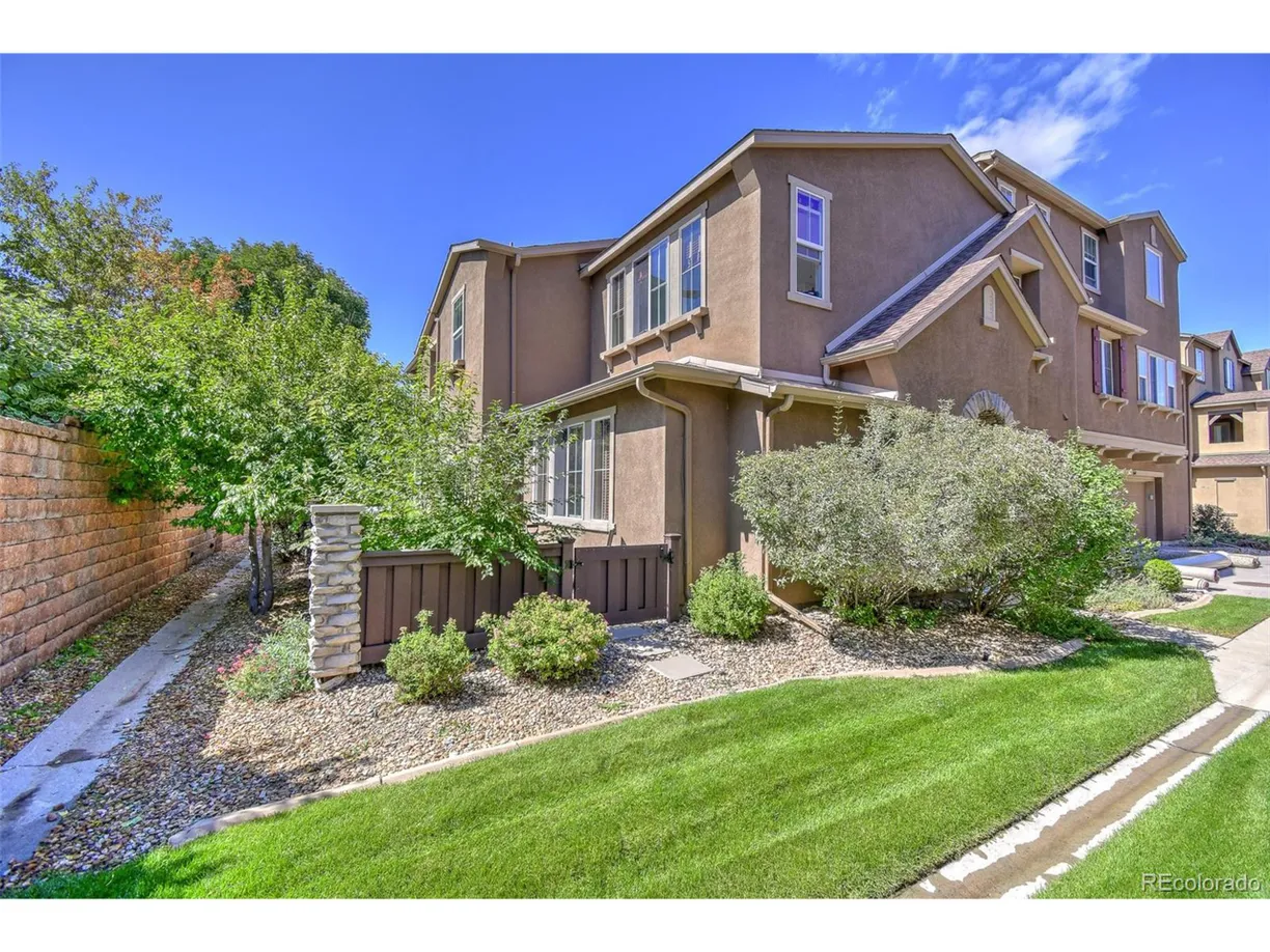 Parkington Ln #B, Highlands Ranch, CO 80126 Property for sale
