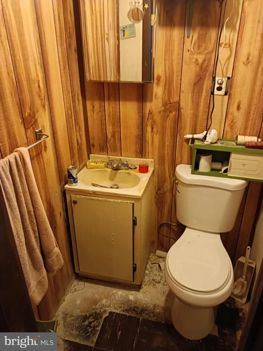 5013 Schaub Ave, BALTIMORE, MD 21206 Property for sale