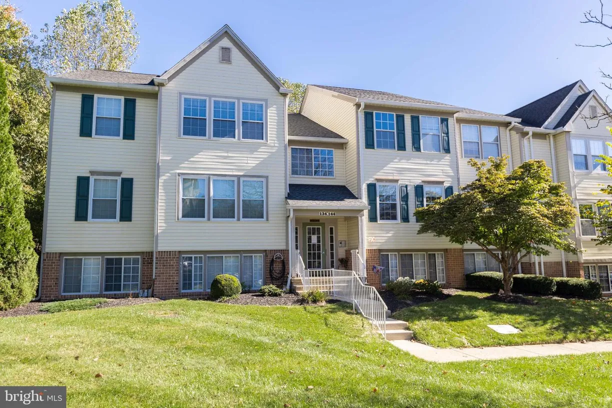 140 Jumpers Cir #196, NOTTINGHAM, MD 21236 Property for sale
