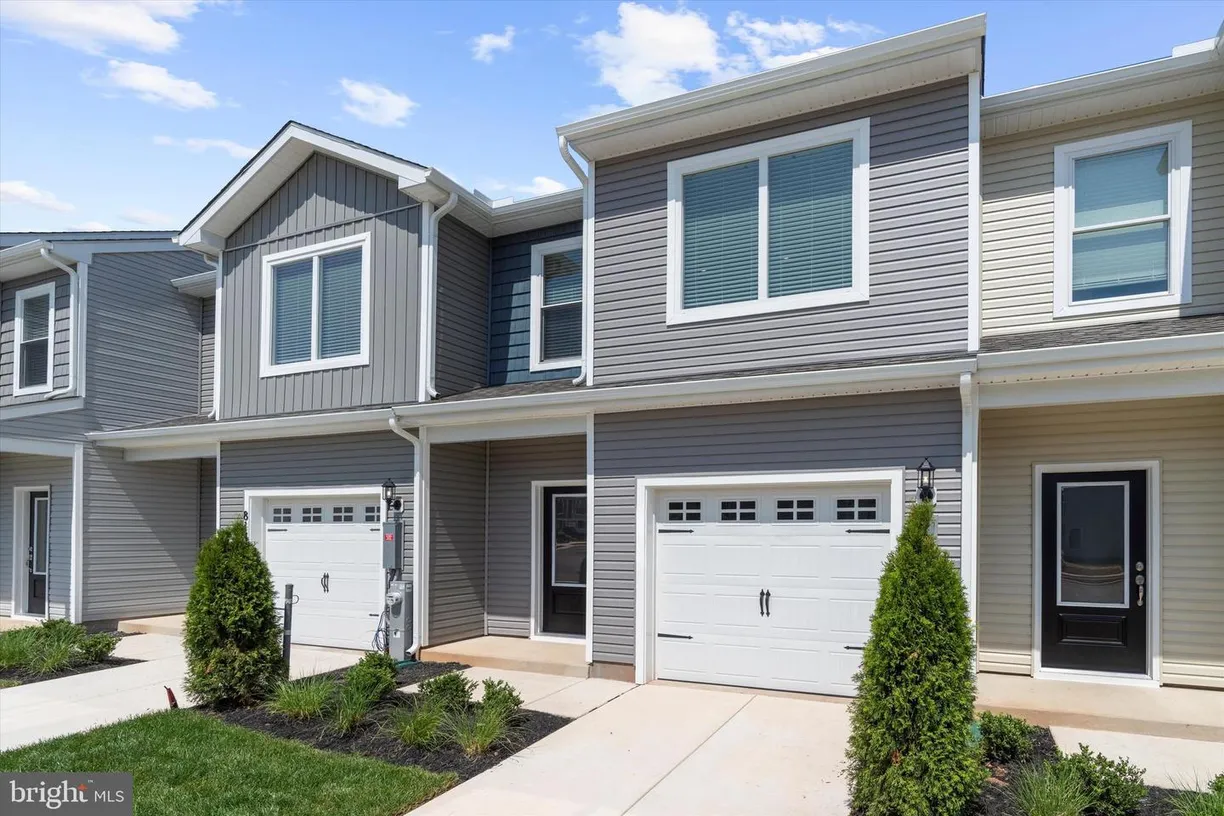 8133 Bartholomew Ct, BALTIMORE, MD 21206 Property for sale