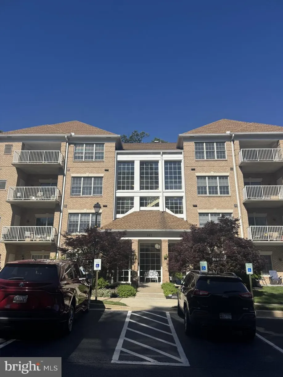661 Straffan #102, LUTHERVILLE TIMONIUM, MD 21093 Property for sale
