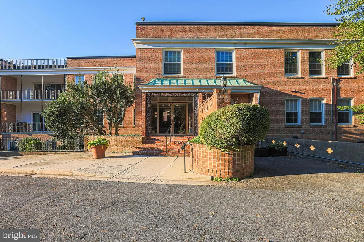 3535 Chevy Chase Lake Drive #310, CHEVY CHASE, MD 20815 Property for rent