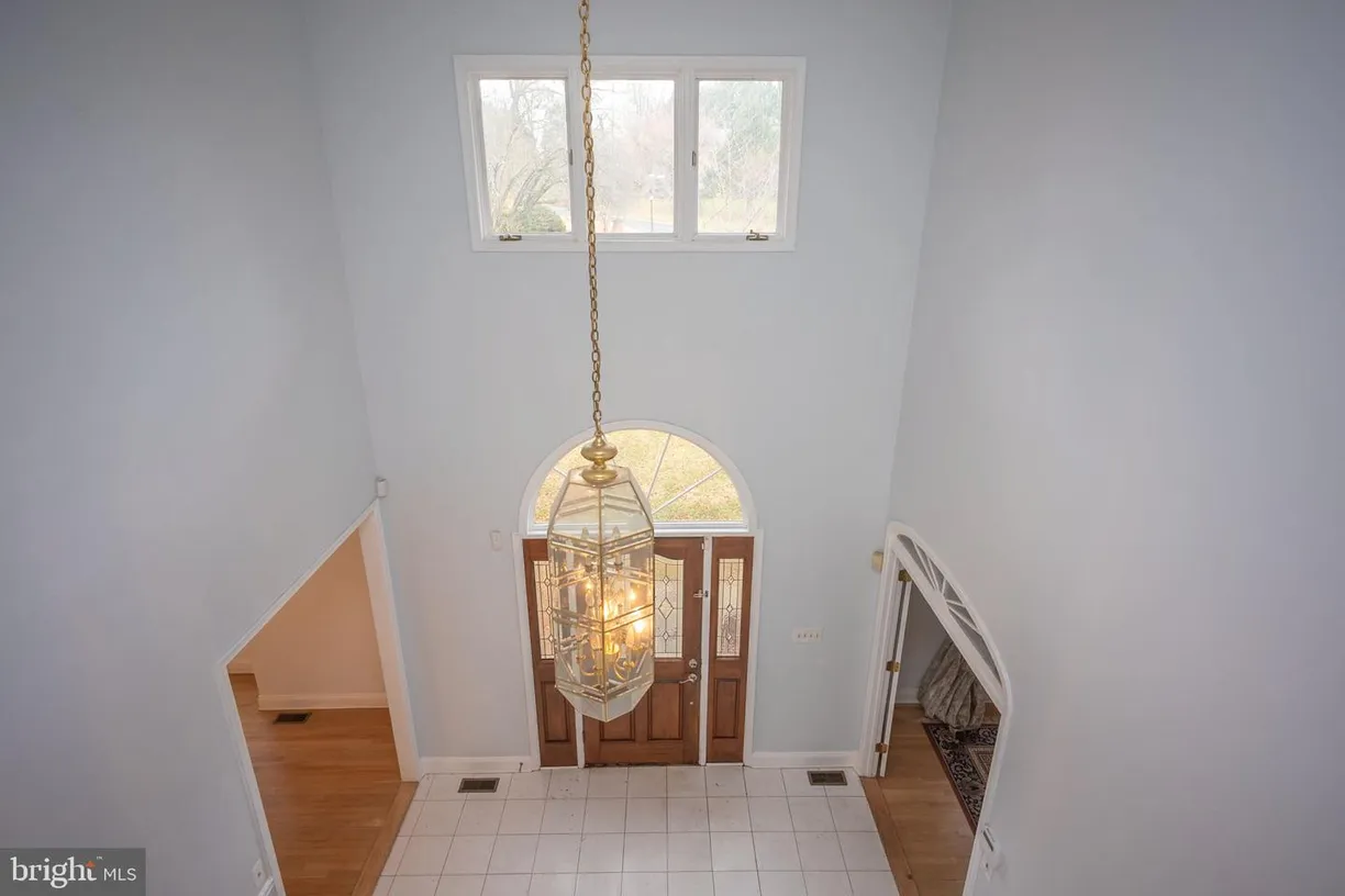 9700 Grenadier Ct, BETHESDA, MD 20817 Property for rent