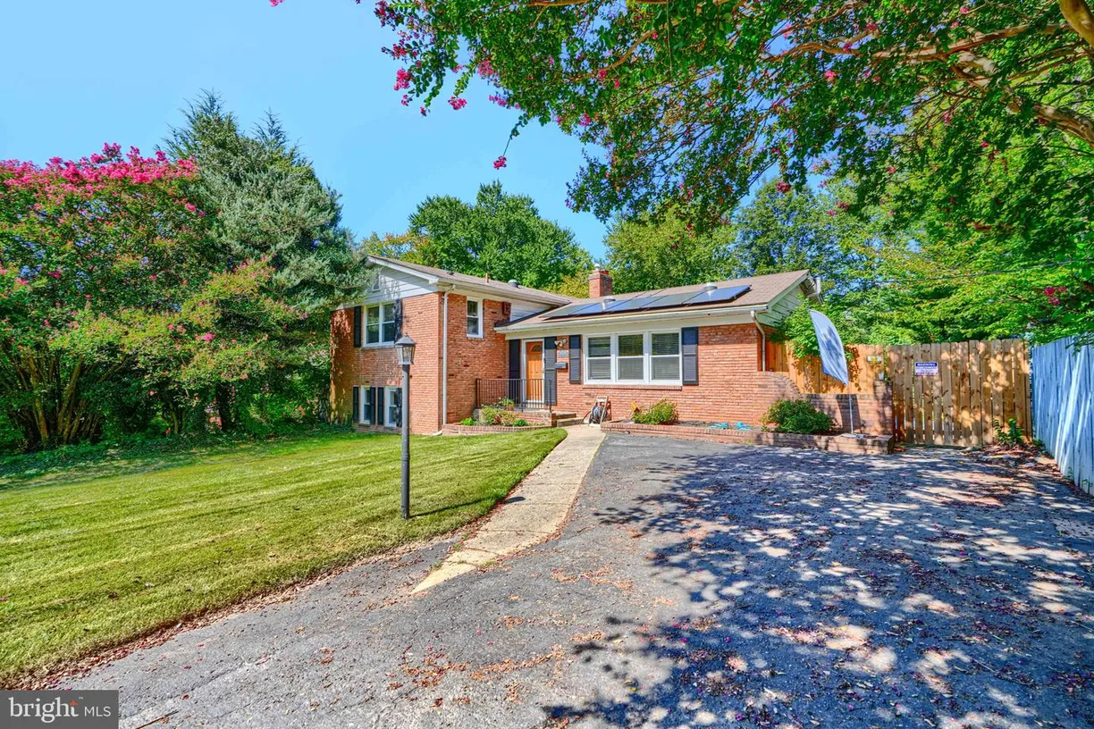 10708 Woodsdale Dr, SILVER SPRING, MD 20901 Property for sale