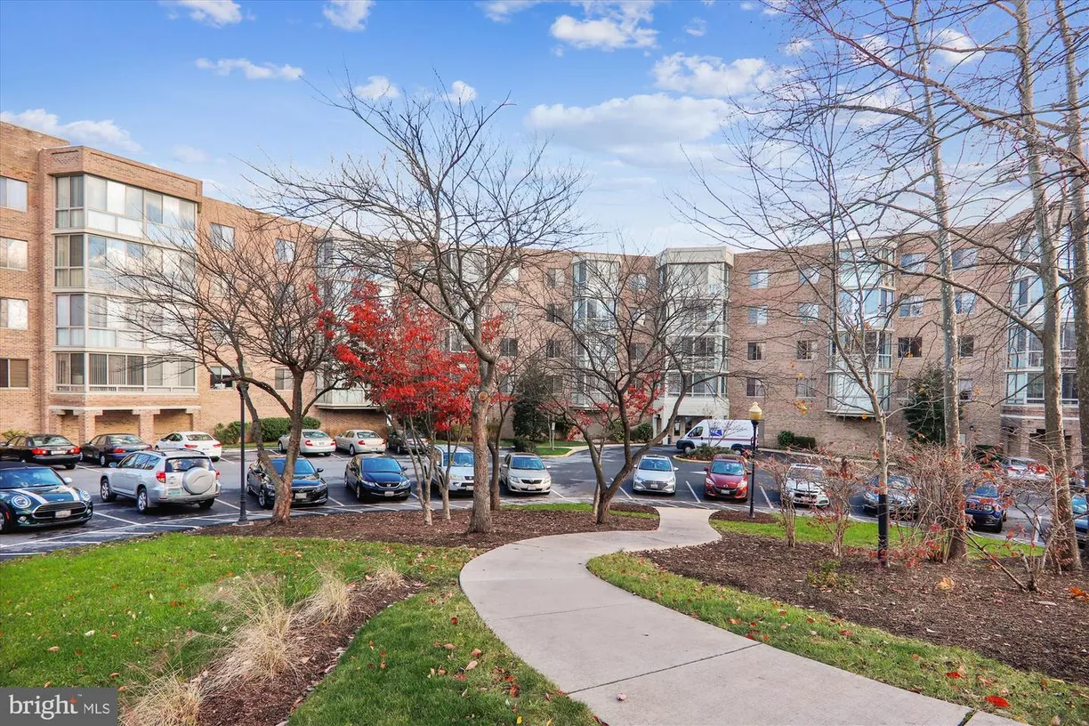 2900 N Leisure World Blvd #406, SILVER SPRING, MD 20906 Property for sale