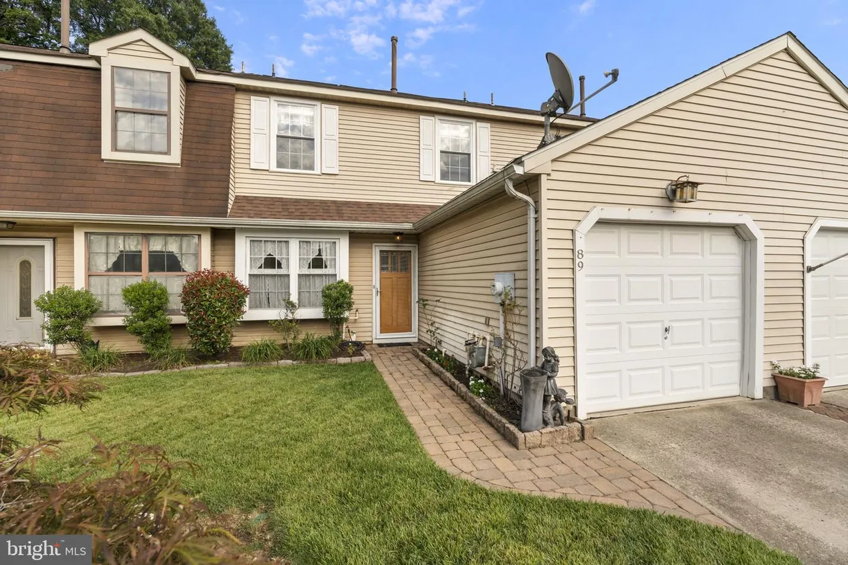 89 River Bank Dr, ROEBLING, NJ 08554 Property for sale