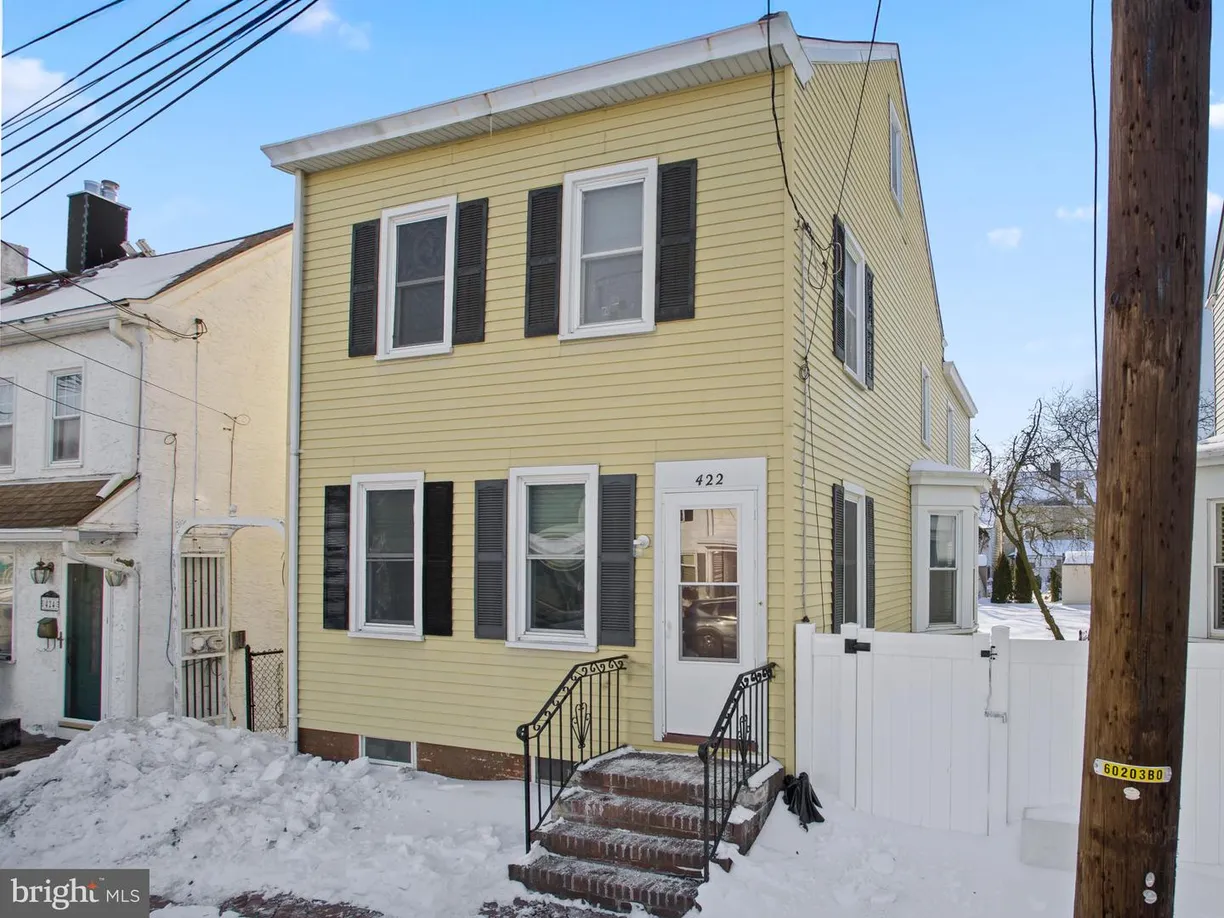 422 Prince St, BORDENTOWN, NJ 08505 Property for sale