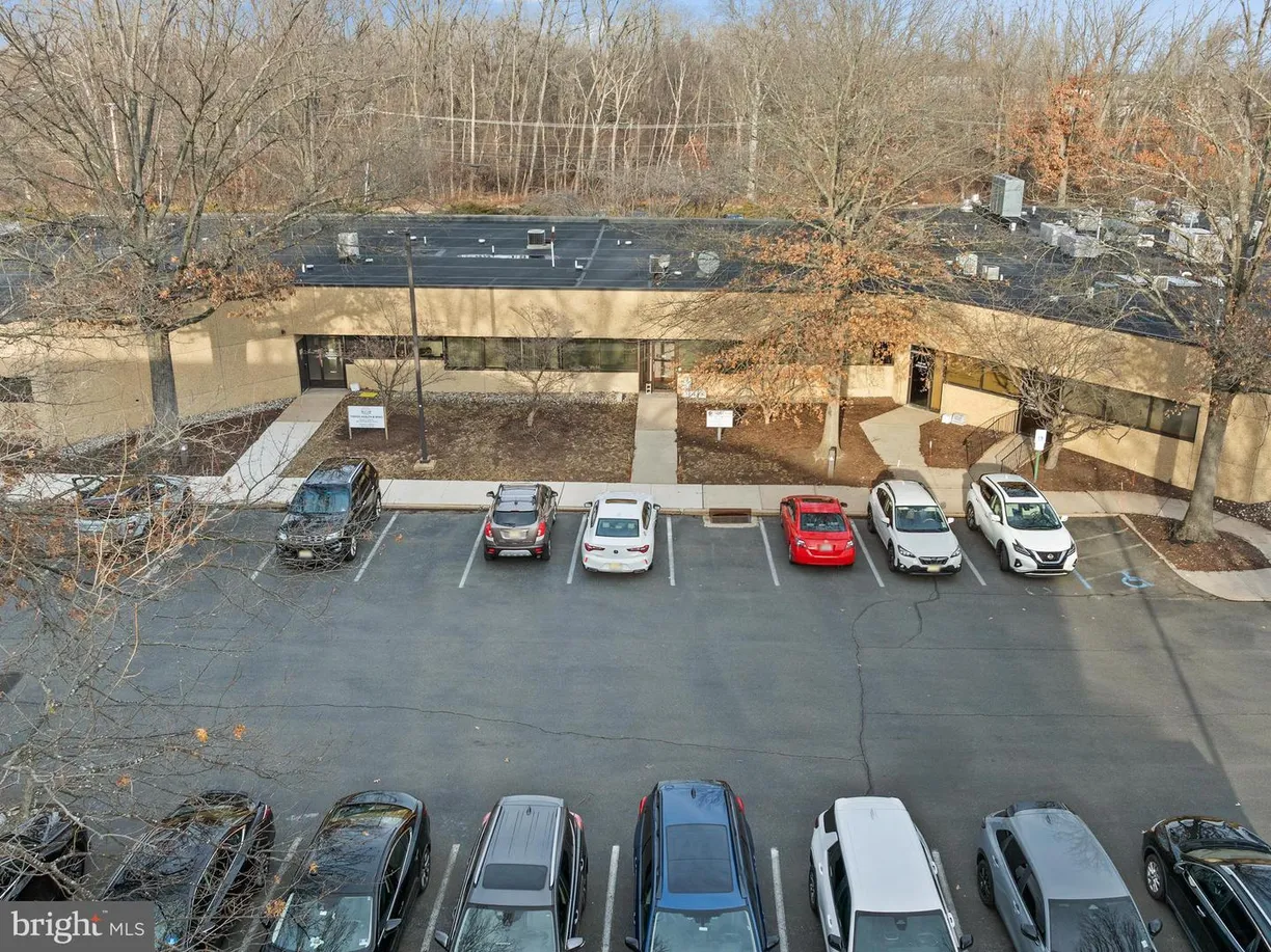 8 Quakerbridge Plz, HAMILTON, NJ 08619 Property for sale