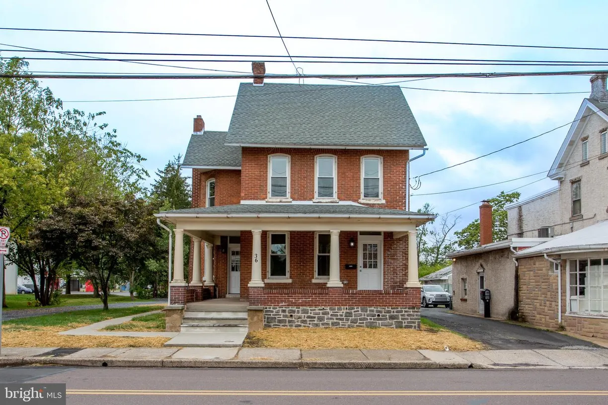 36 S Main St, QUAKERTOWN, PA 18951 Property for sale
