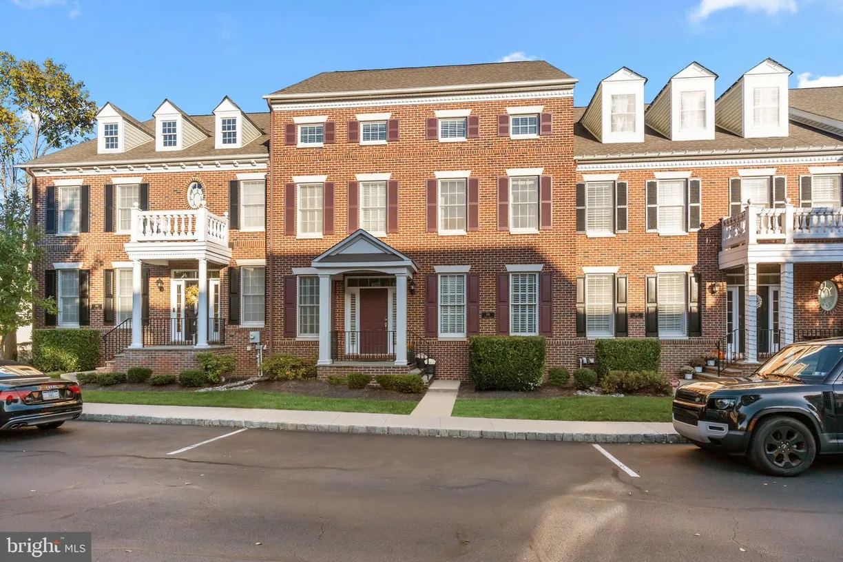 106 Hicks Aly, NEWTOWN, PA 18940 Property for sale