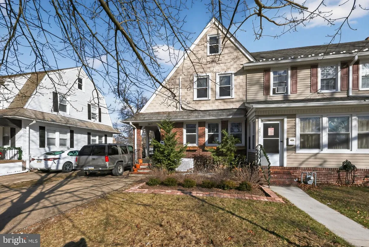 261 Monroe St, BRISTOL, PA 19007 Property for sale