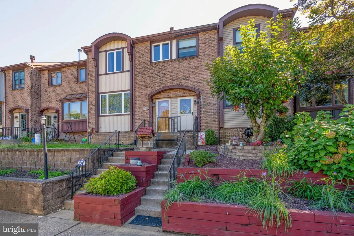 3933 Wrexham Ct, BENSALEM, PA 19020 Property for sale