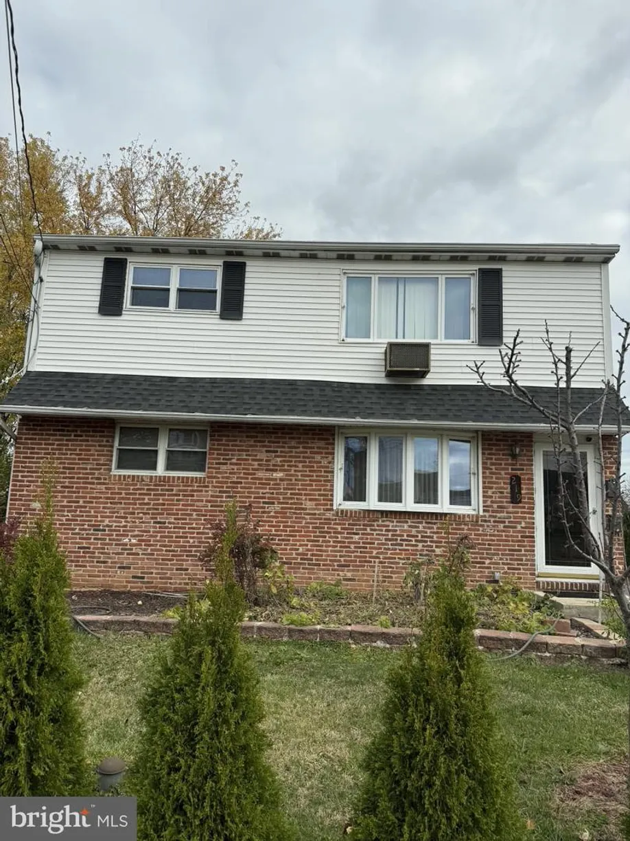 219 W 6th St #2, LANSDALE, PA 19446 Property for rent