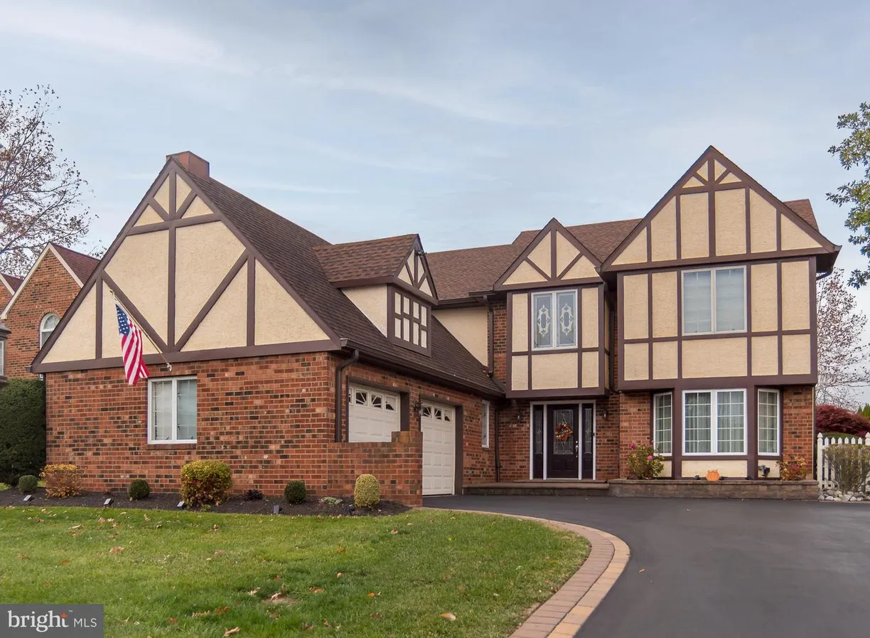 9616 Eden Hall Ln, PHILADELPHIA, PA 19114 Property for sale