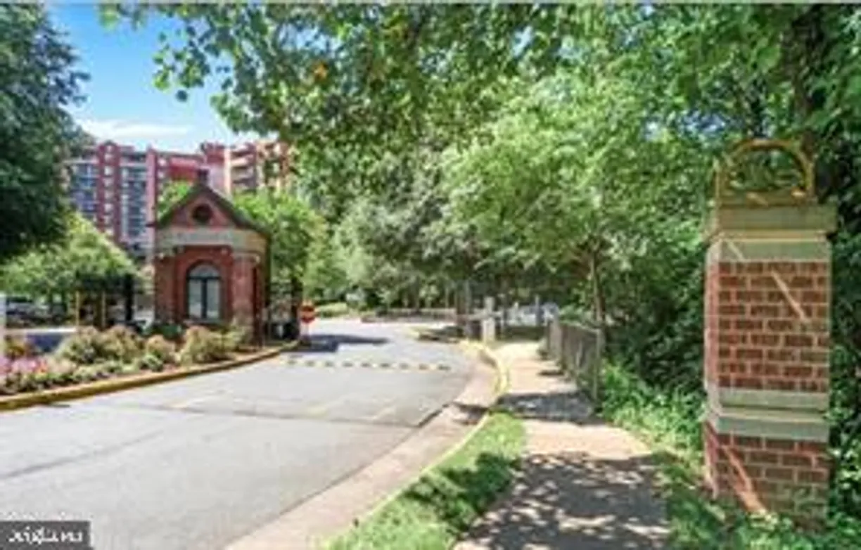 2230 George C Marshall Dr #227, FALLS CHURCH, VA 22043 Property for rent