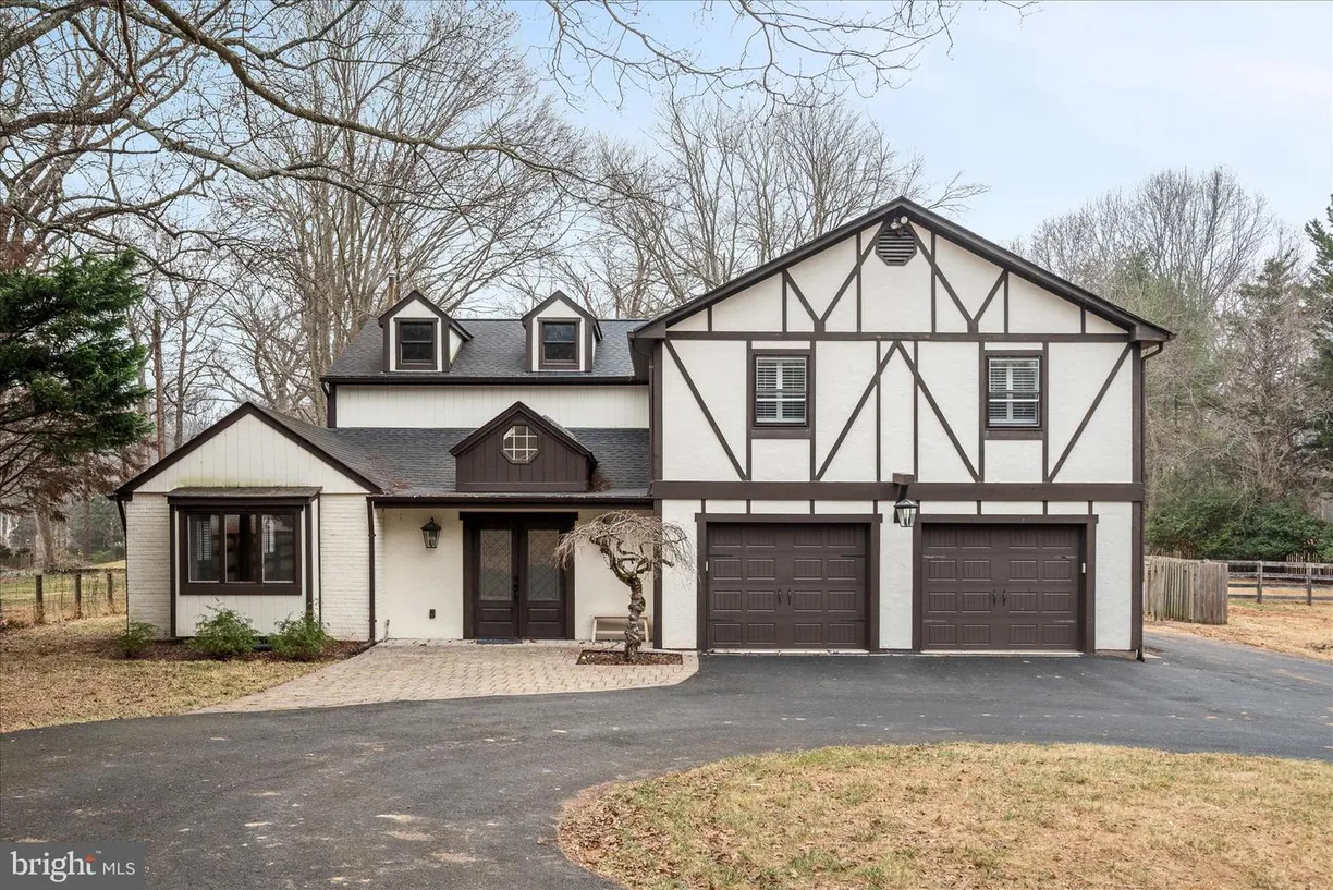 9036 Jeffery Rd, GREAT FALLS, VA 22066 Property for rent