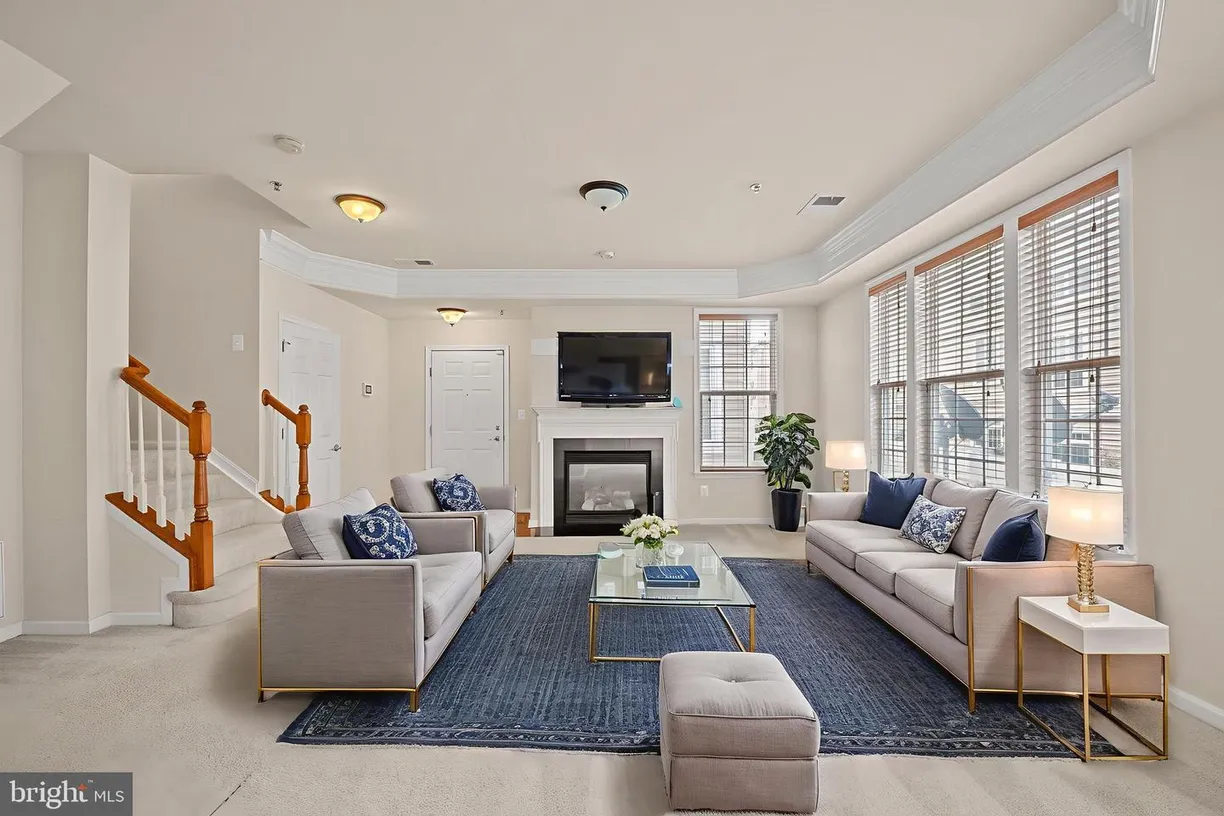 7049 Huntley Run Pl #116, ALEXANDRIA, VA 22306 Property for sale