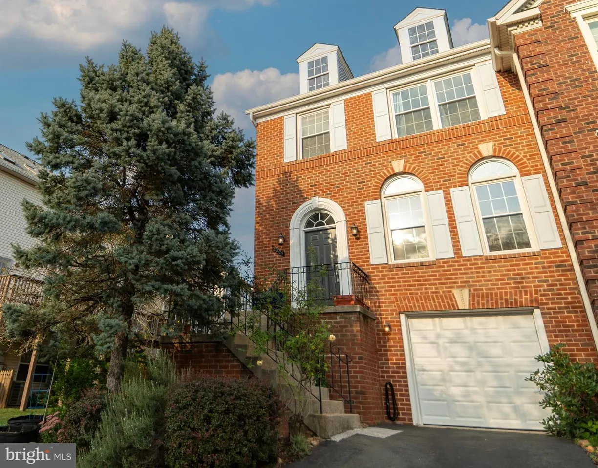 20926 Sandstone Sq, STERLING, VA 20165 Property for rent