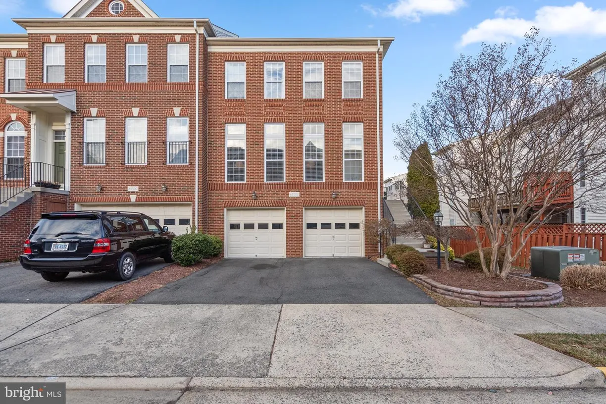 43002 Marburg Ter, BROADLANDS, VA 20148 Property for rent