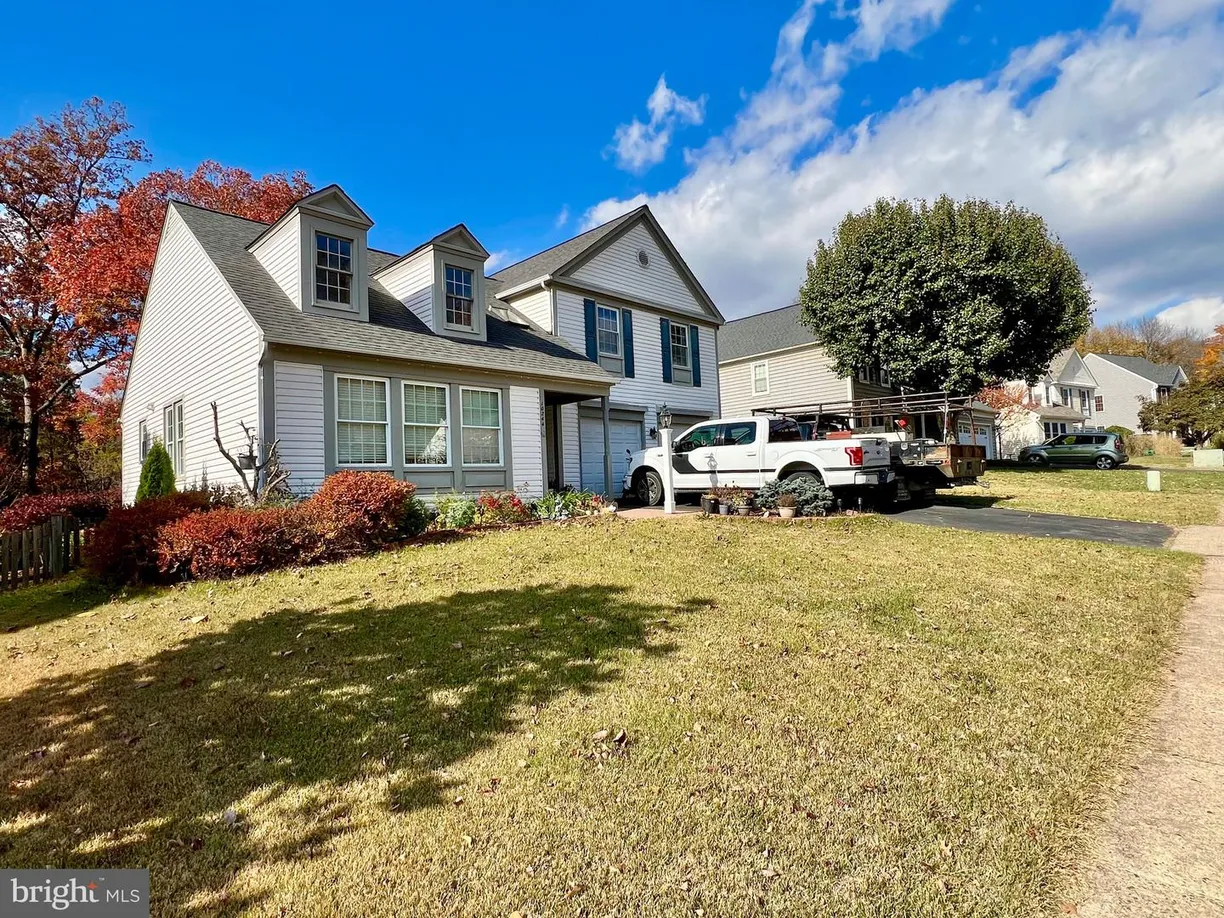 10244 Winged Elm Cir, MANASSAS, VA 20110 Property for sale