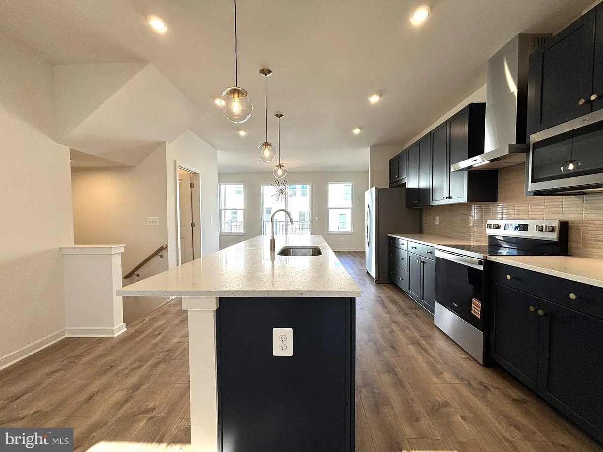 17956 Alicia Ave, DUMFRIES, VA 22026 Property for sale